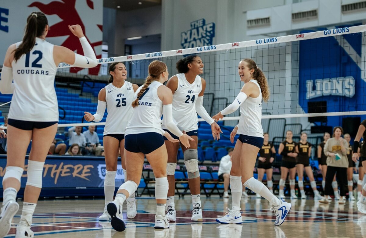 No. 19 BYU women’s volleyball stays unbeaten with three sweeps in So ...